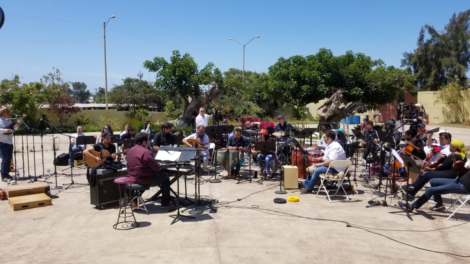 Gallery – Fandango at the Wall